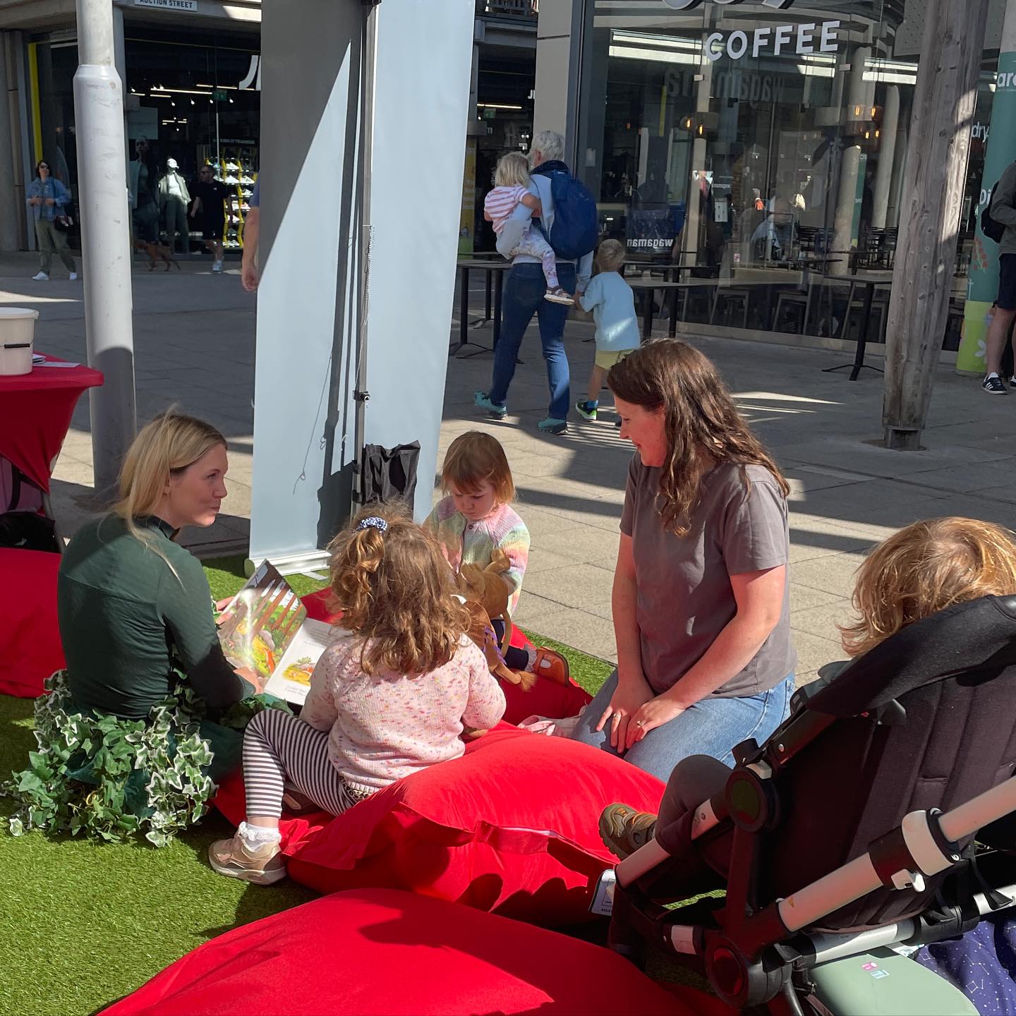Bury Beautiful World Reading and Rickshaws Workshop - arc Shopping Centre